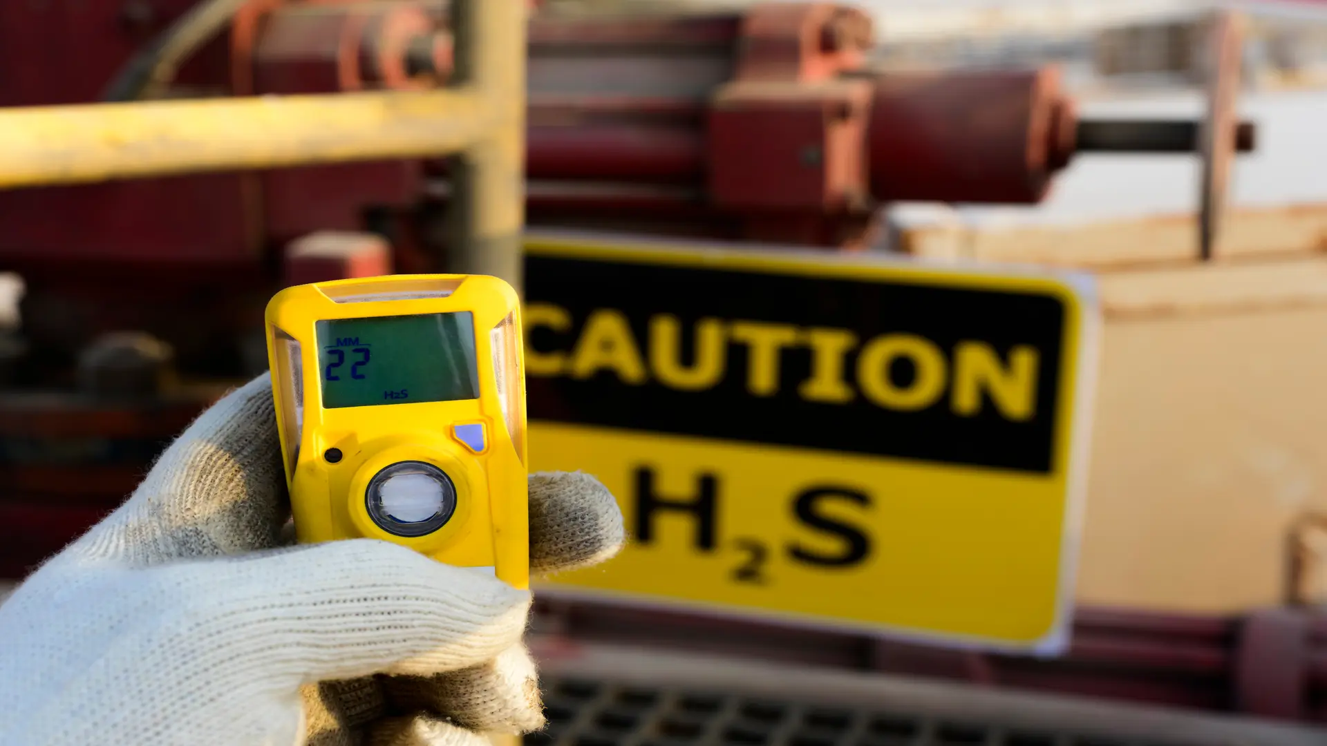 What Are H2S Scavengers and How Do They Work?