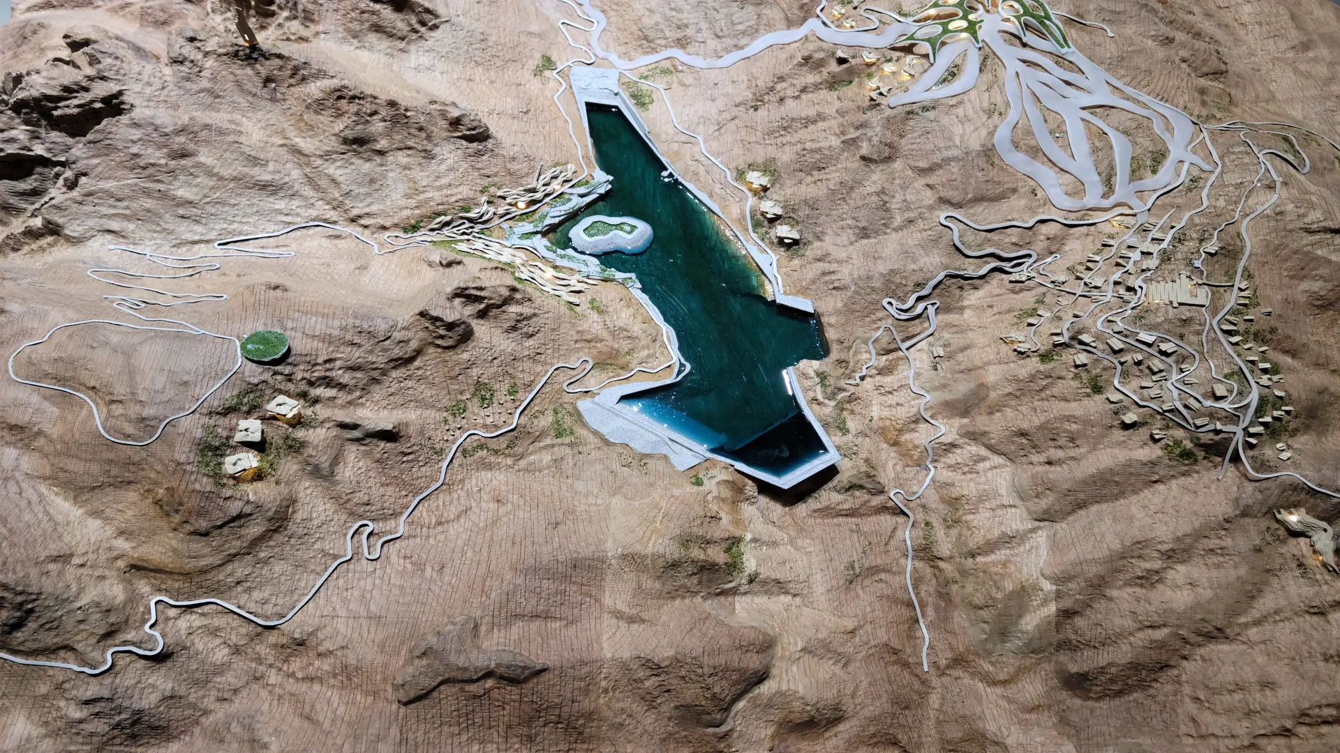 NEOM Project: City of the Future and Green Hydrogen Leader