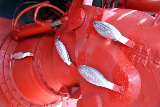 Preserving maritime integrity: Challenging corrosion.