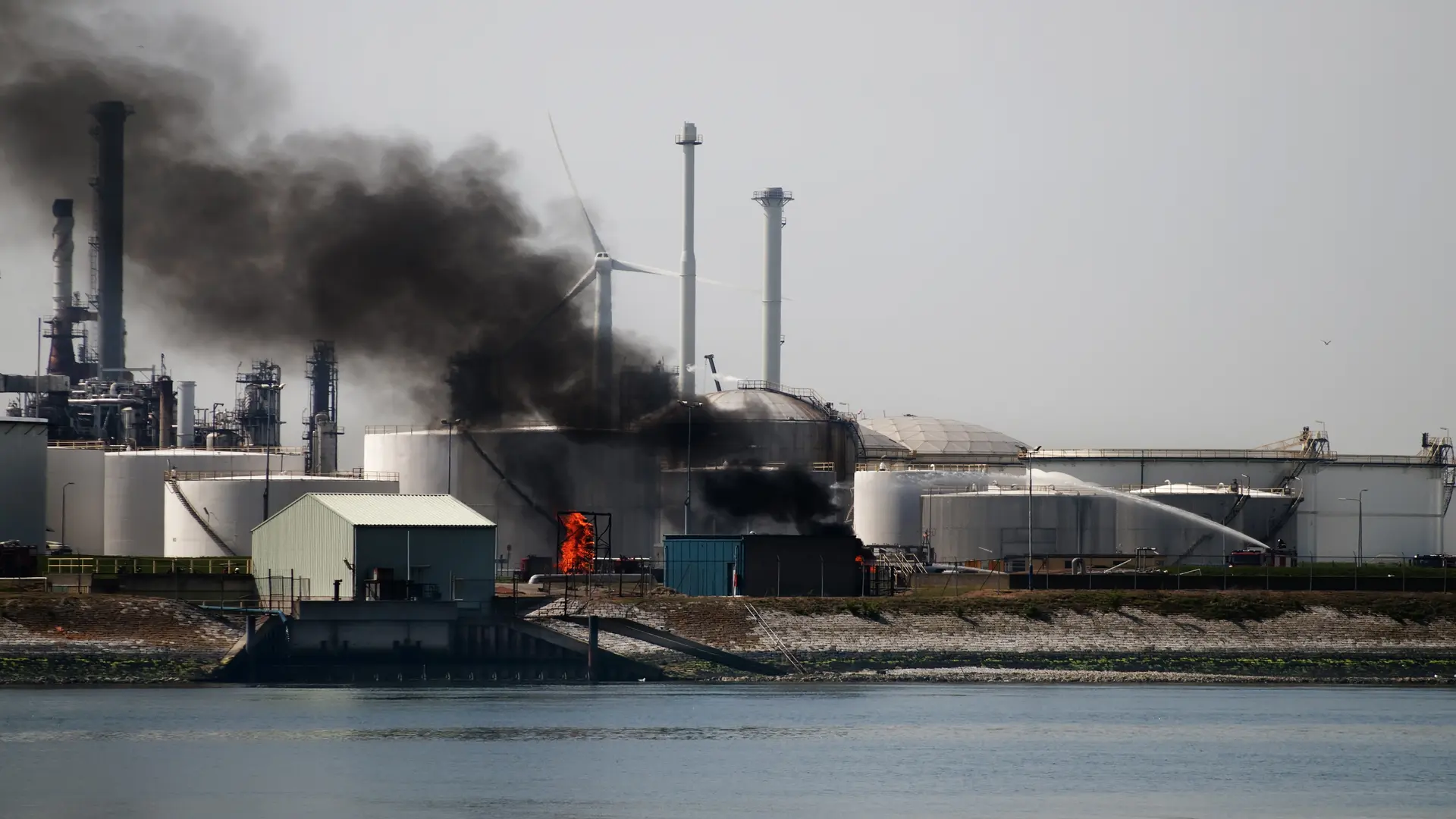 Hydrocarbon Storage Tank Failure Modes