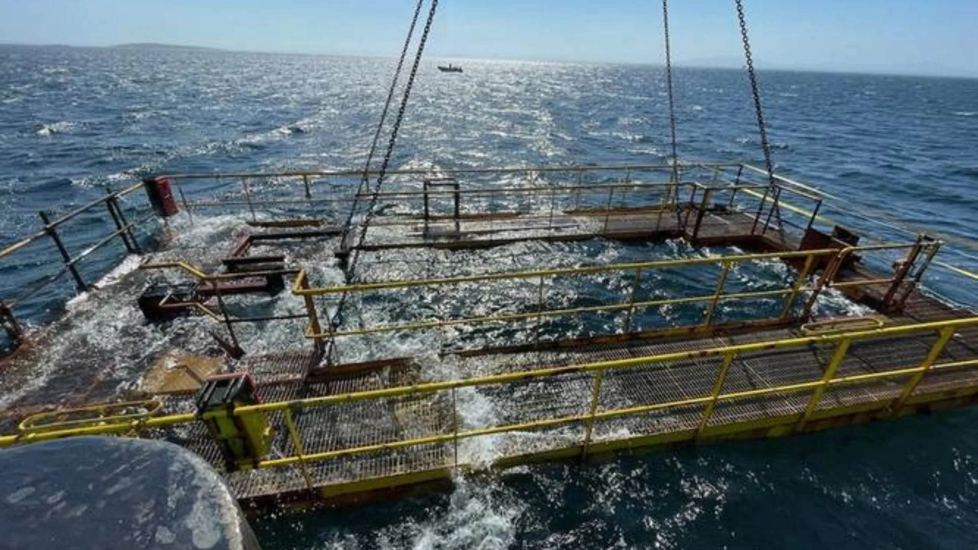 Tidal energy platform dismantled in Orkney Islands