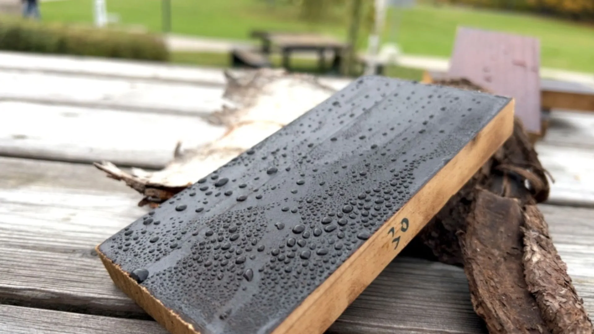 They create wooden cladding made from tree bark