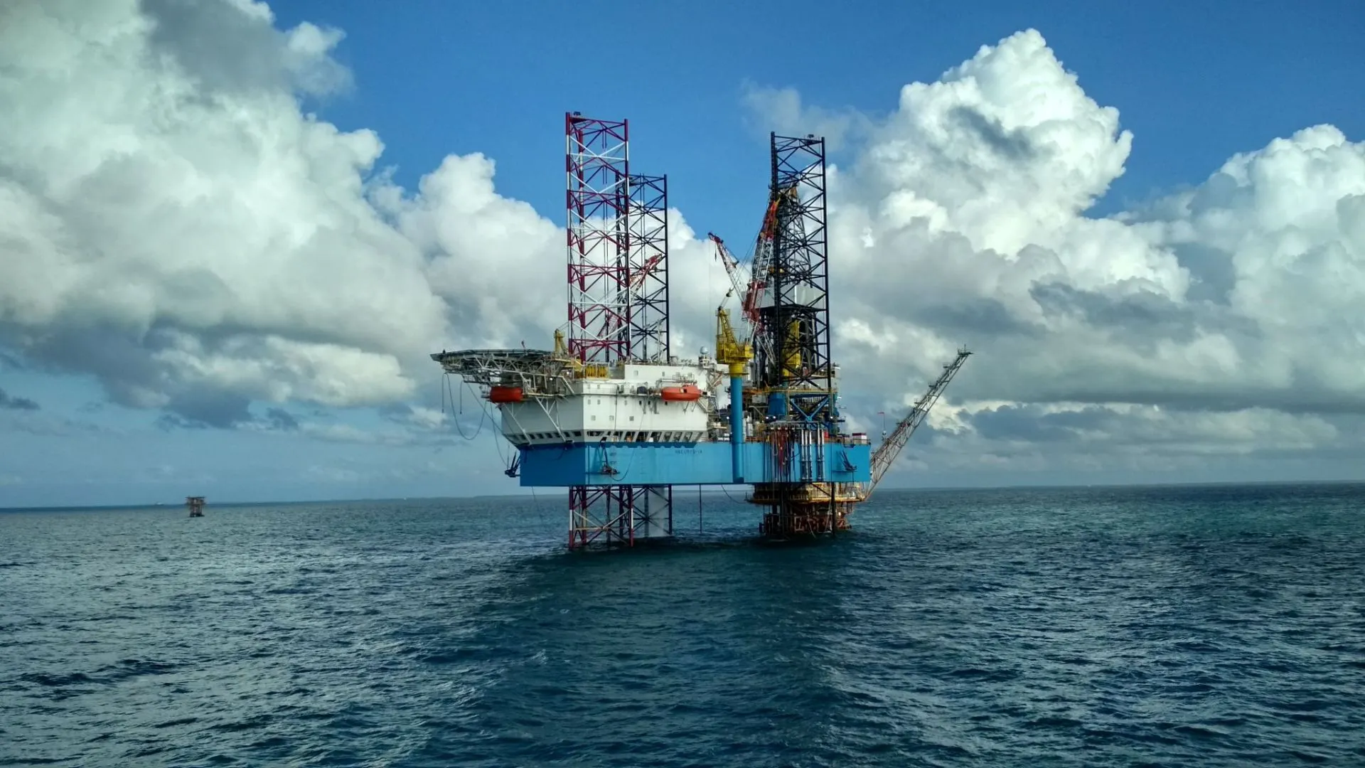ENEOS Drilling signs contract for HAKURYU-14 platform in Vietnam