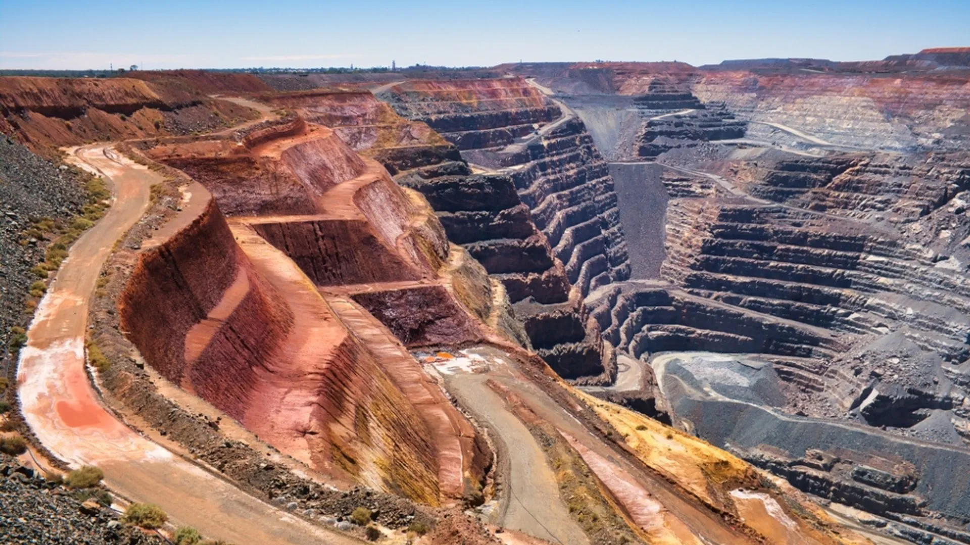 Santa Barbara gold mine to reopen in Colombia