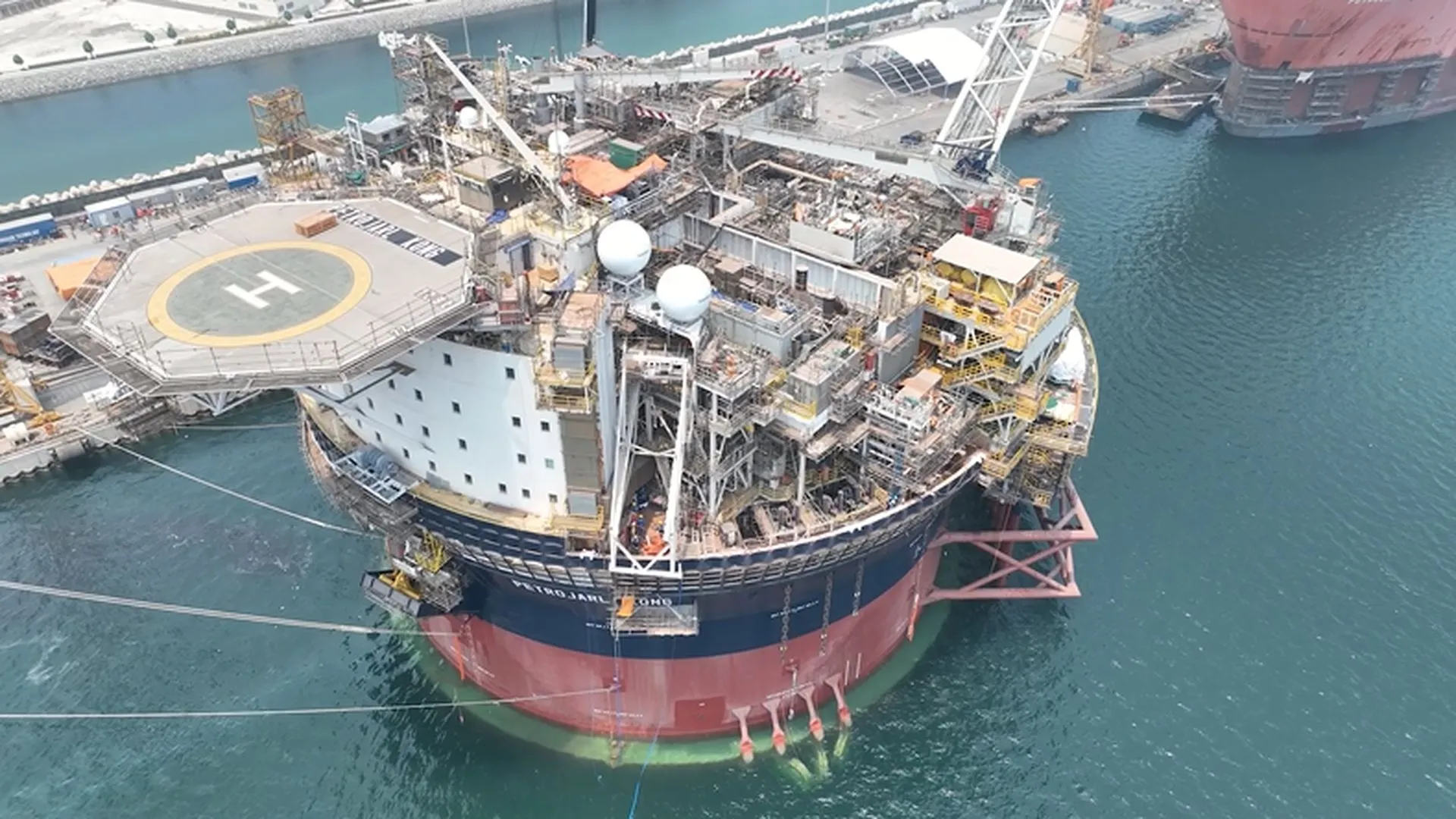 Eni christened the FPSO Petrojarl Kong and the FSO Yamoussoukro