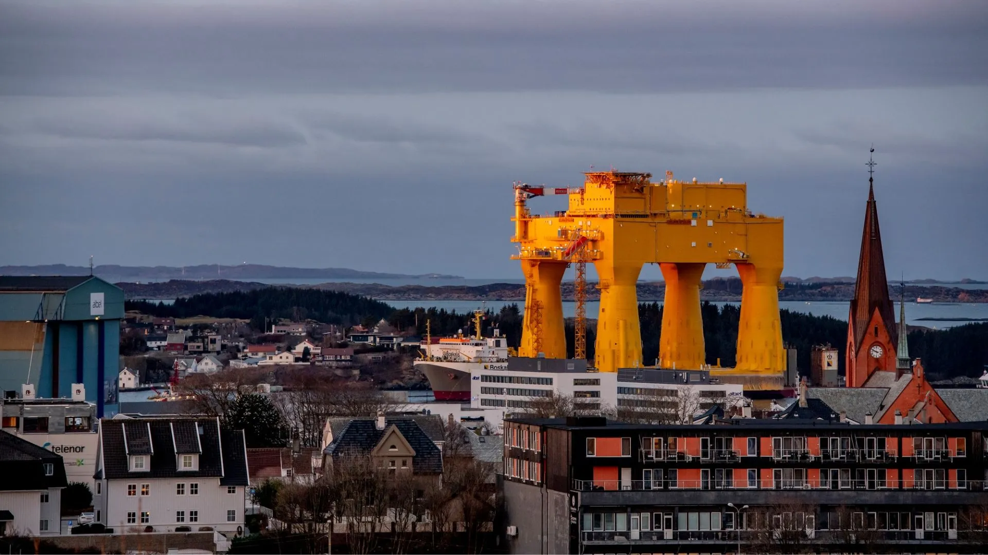 Glamox equipa con iluminación la plataforma DolWin epsilon