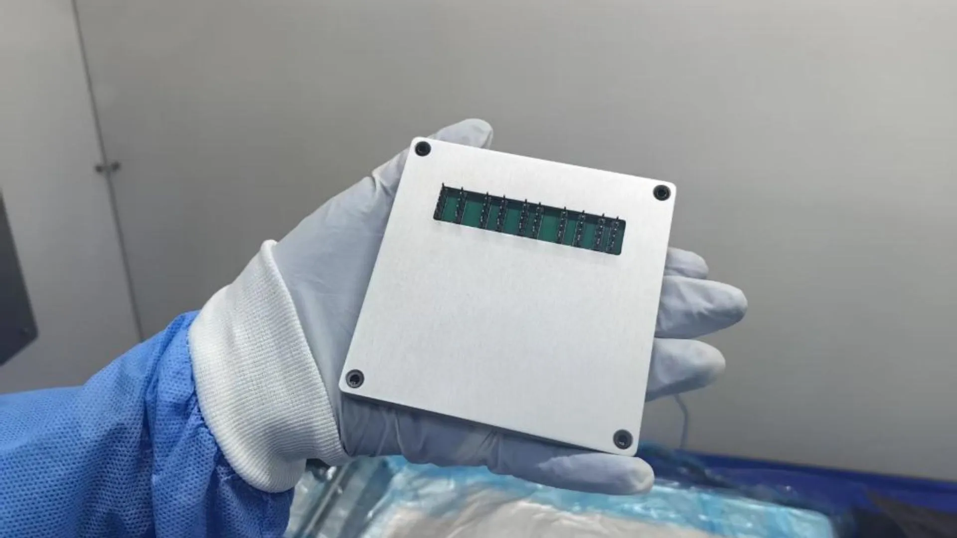 China unveils long-life carbon-14 nuclear battery