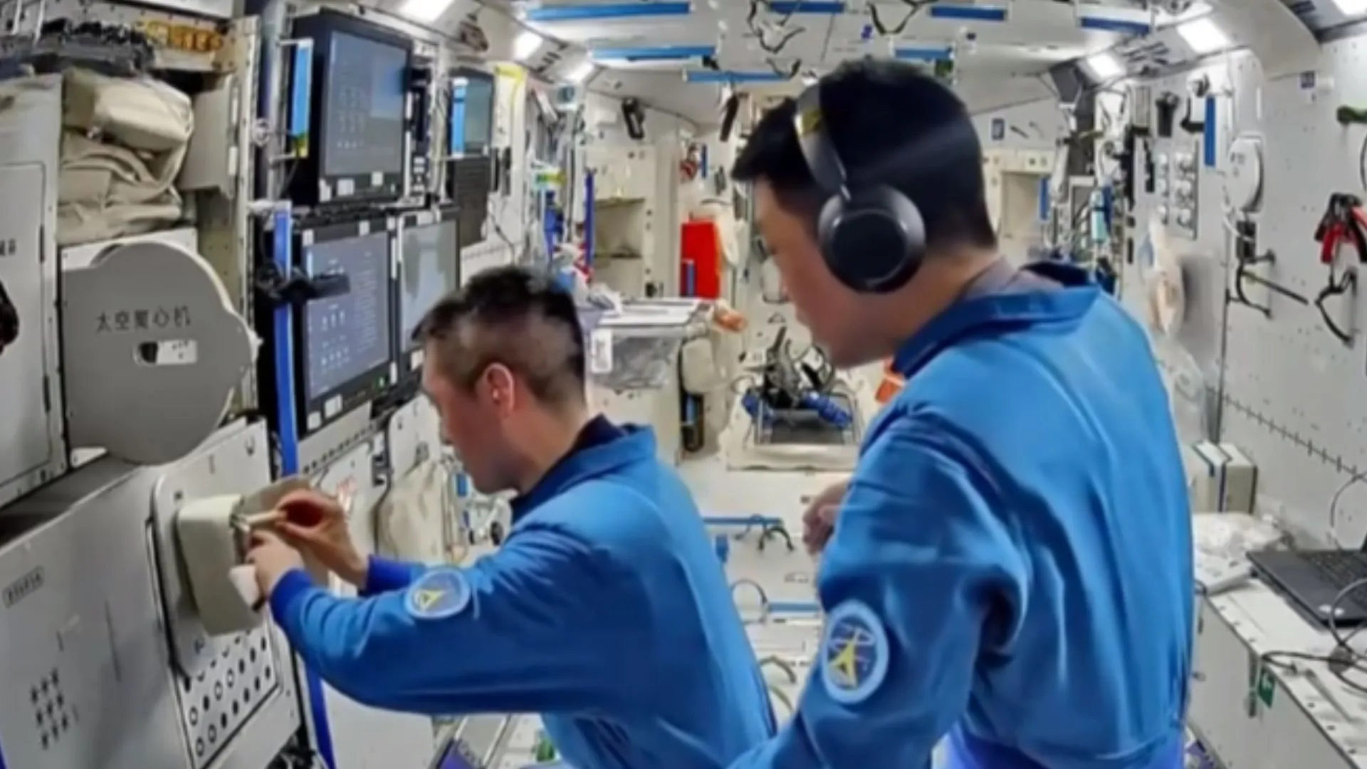 Shenzhou-18 space mission passes space safety and medical tests