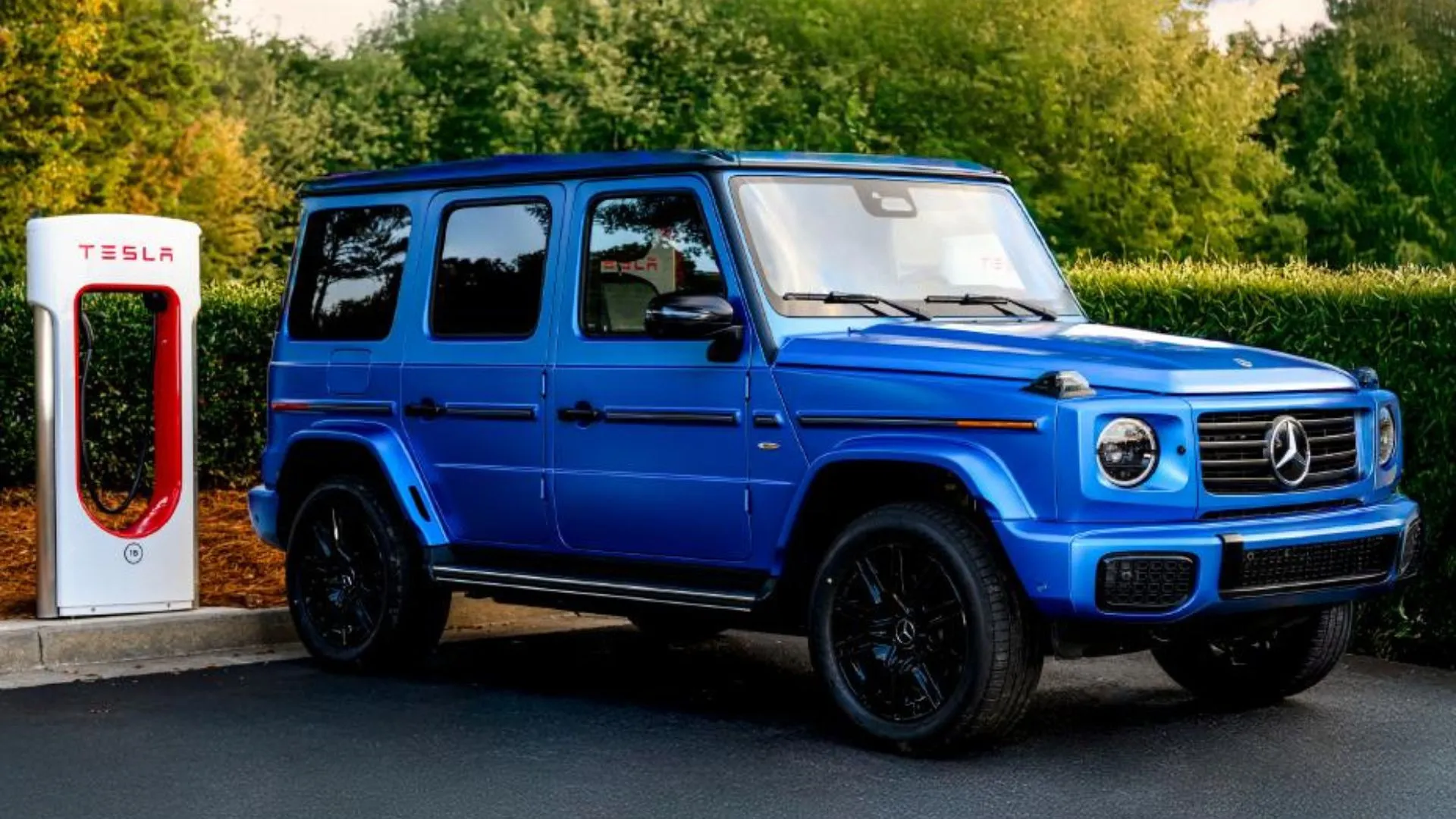 Mercedes electric vehicles can use Tesla Superchargers