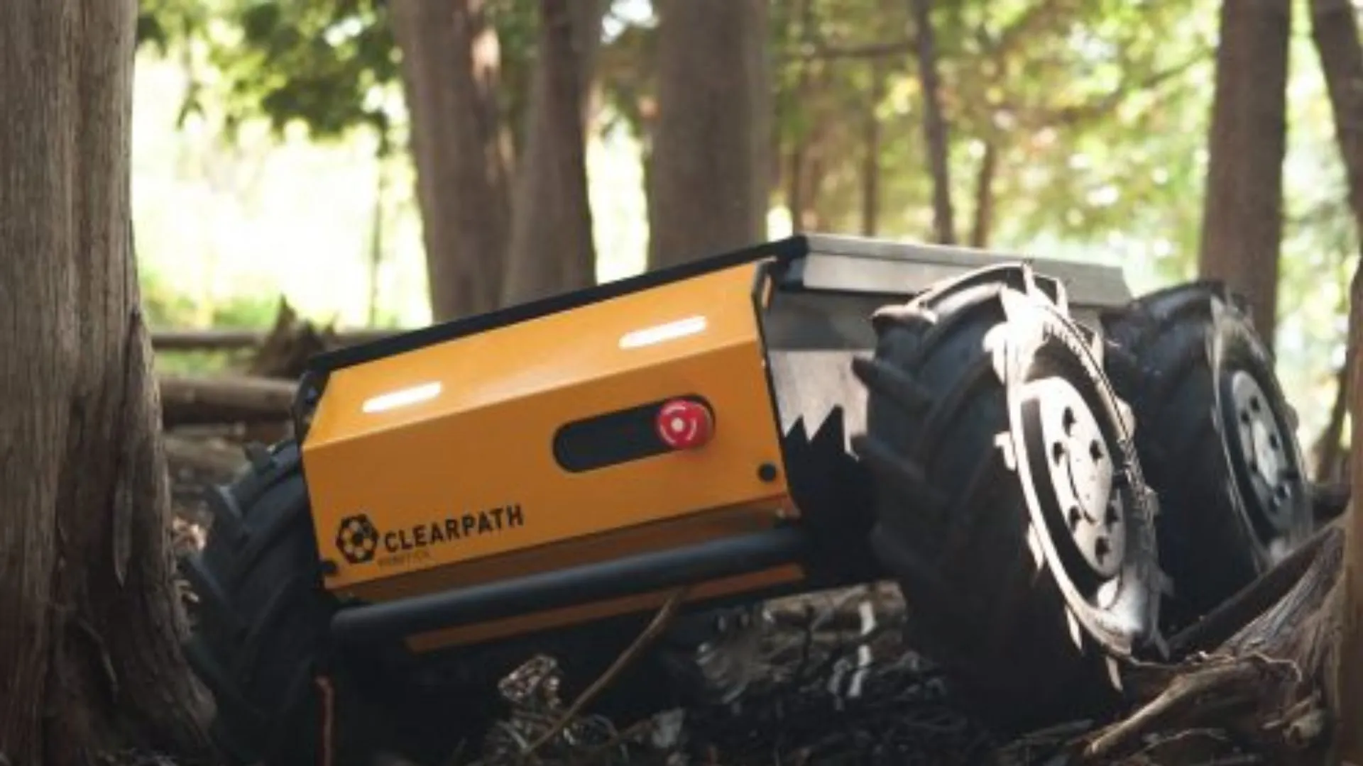 Presentan Husky A300, un robot móvil más rápido y resistente