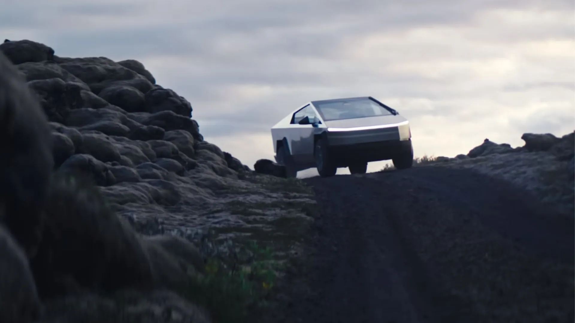 Tesla obtiene exención para el Cybertruck por Transport Canada antes de ...