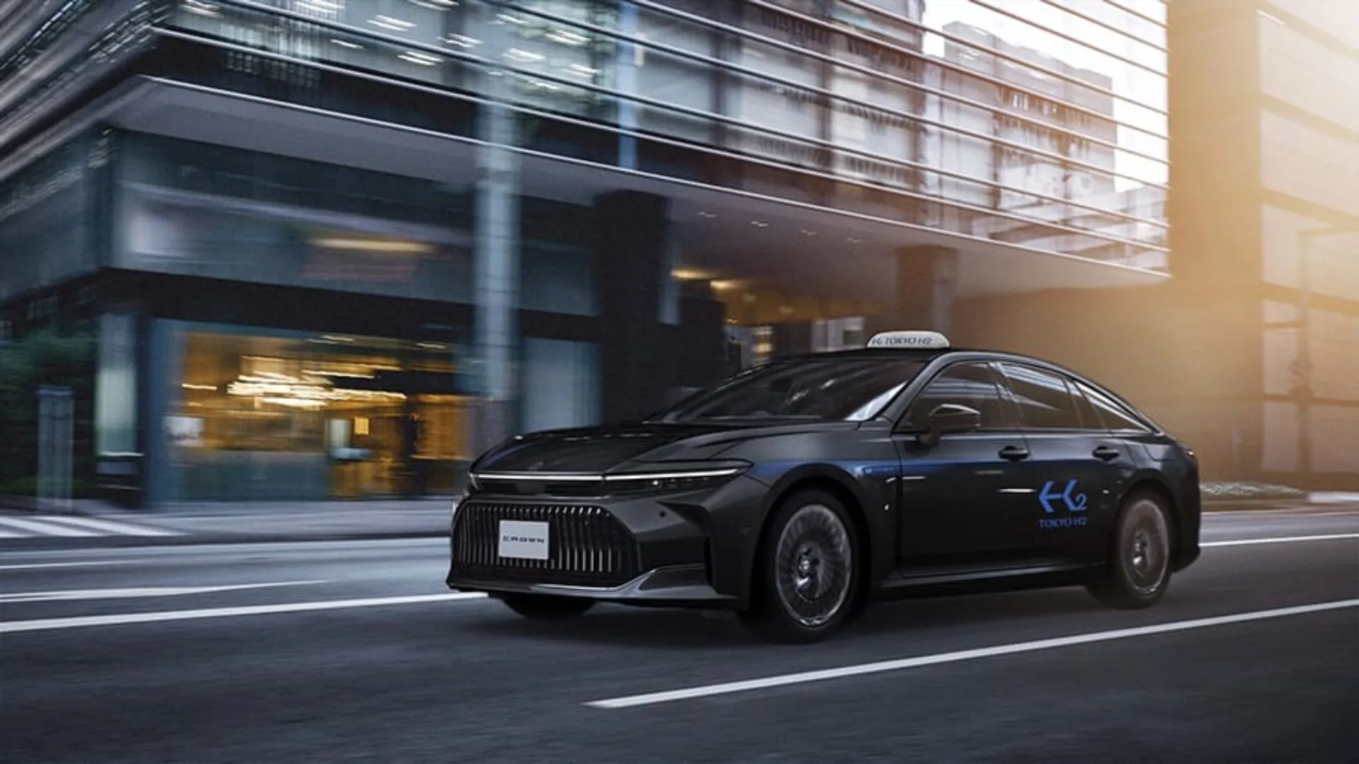Toyota promotes hydrogen cabs with TOKYO H2 project