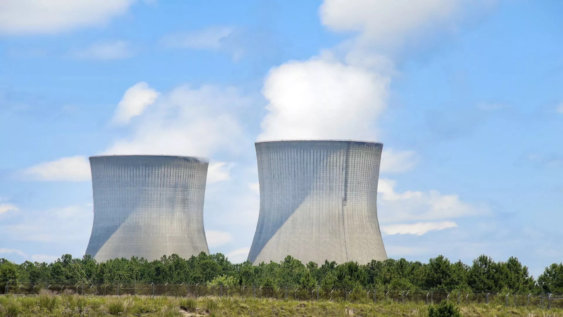 A new nuclear reactor began operating at the Vogtle Plant