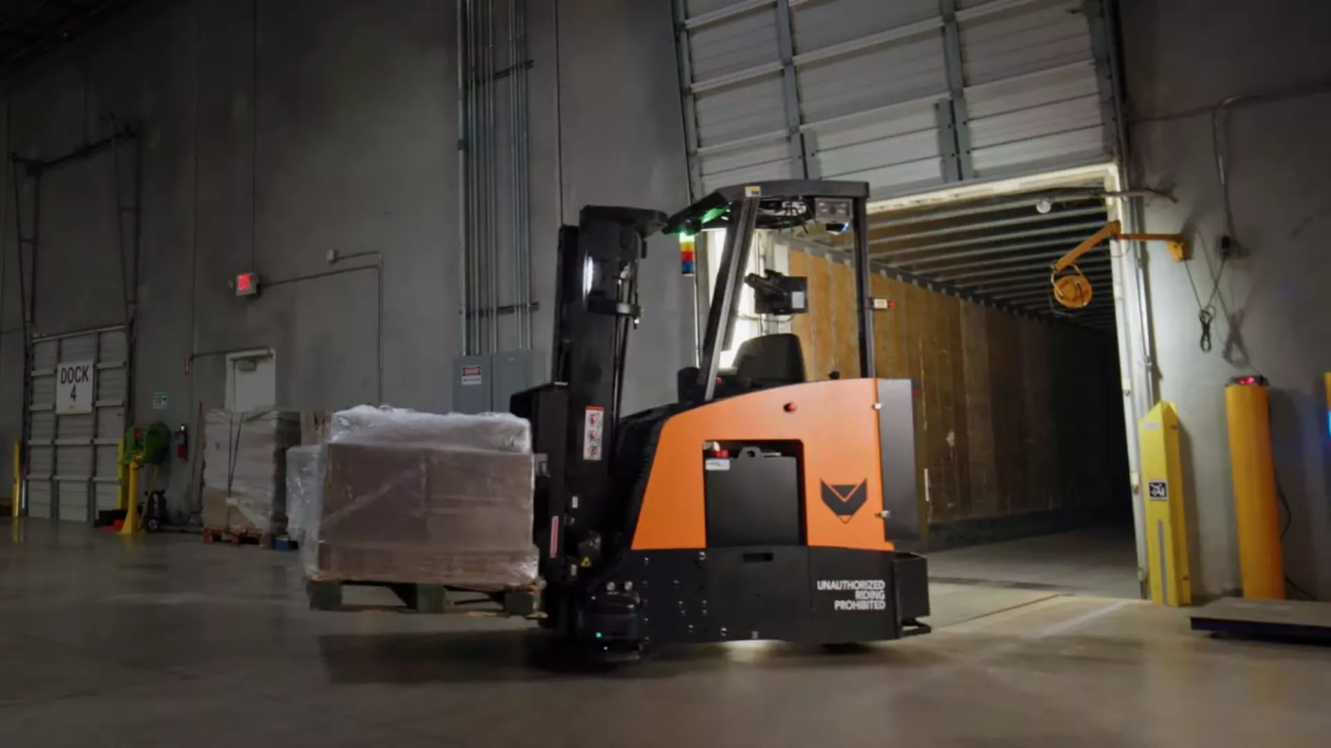 Walmart invests in Fox Robotics for warehouse and logistics automation