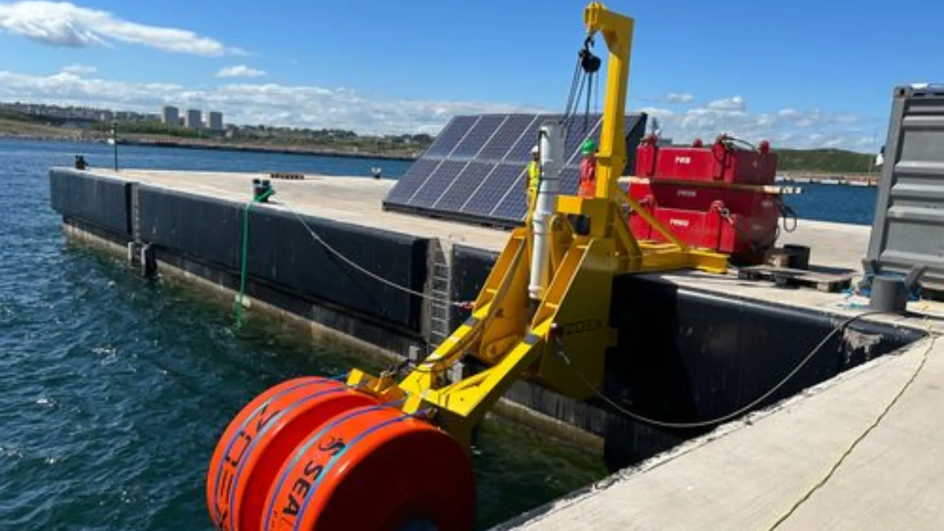 ZOEX expande su energía undimotriz con £531K de inversión