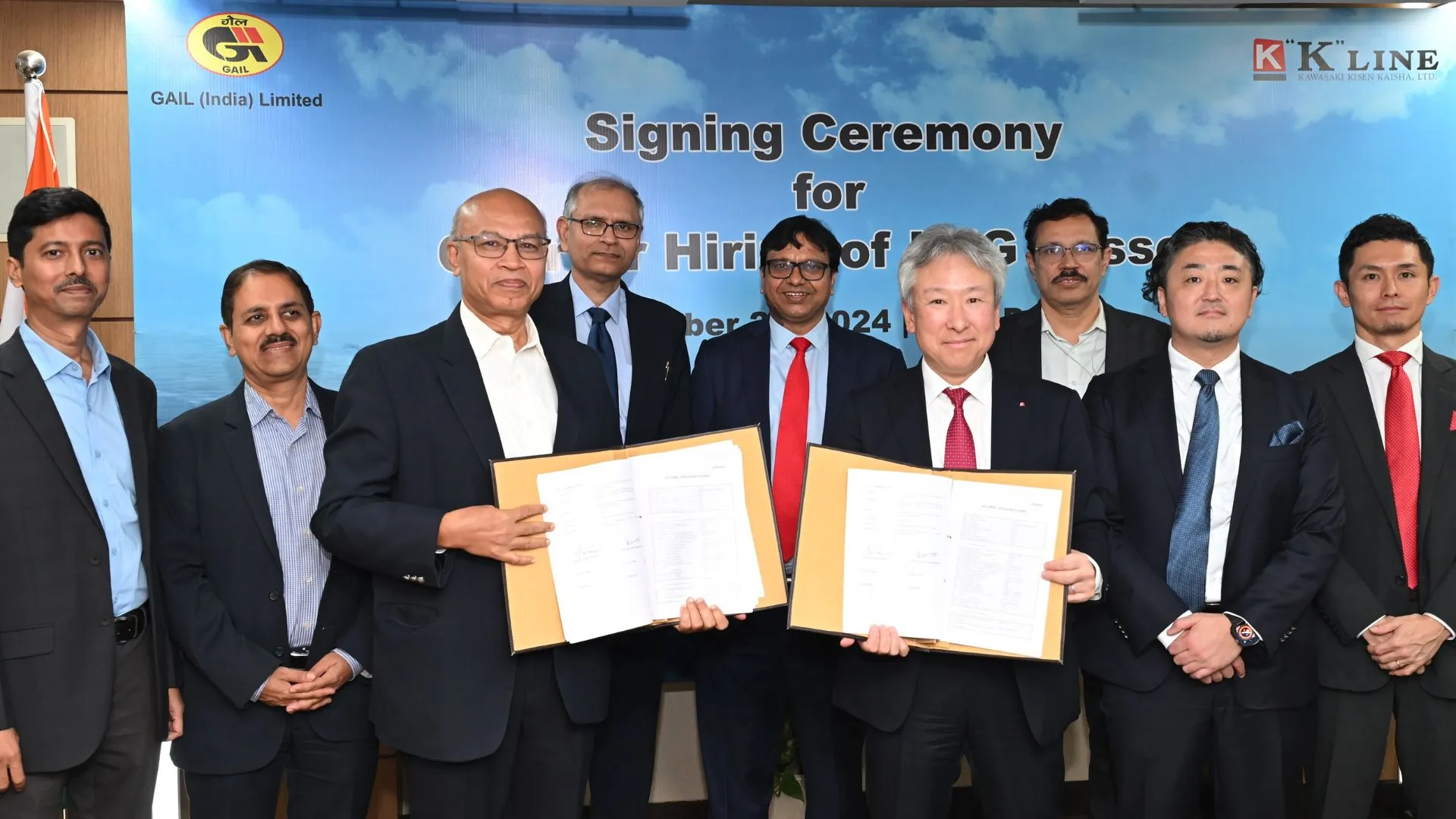 Compañías firman contrato de fletamento para buque de GNL