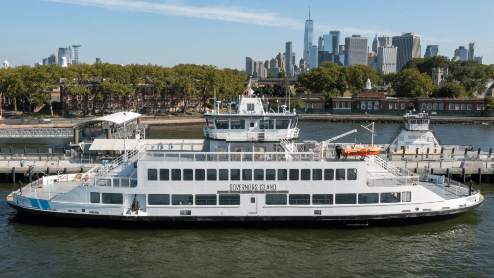 Harbor Charger ferry arrives in New York with zero emissions
