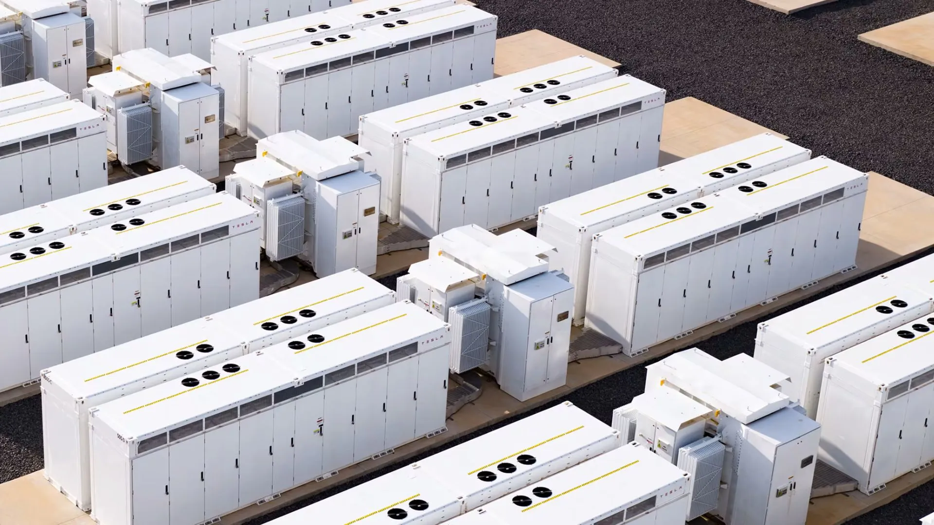 Tesla introduces new Megapack 3 and Megablock systems