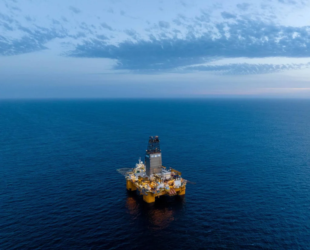 SLB and Vår Energi promote the digital development of oil fields